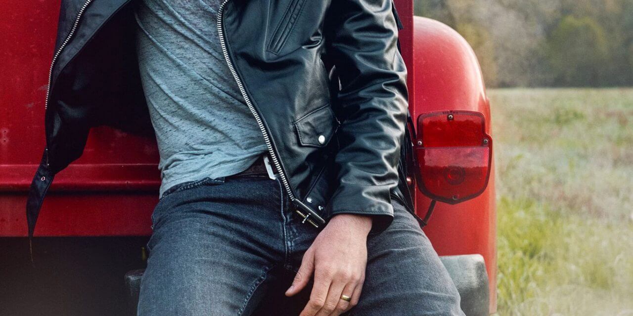 Justin Timberlake Debuts Atop Billboard 200