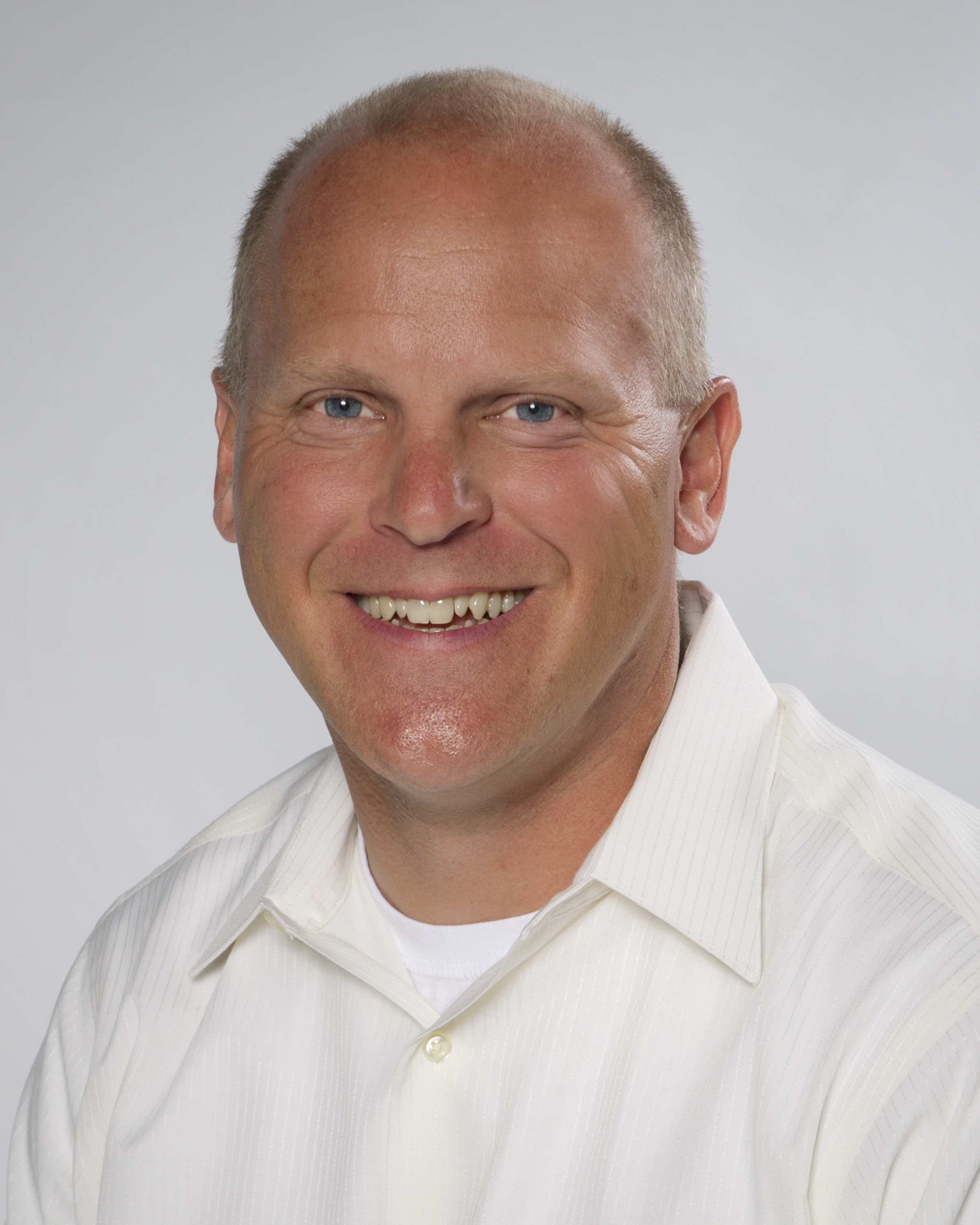Mike Thomas Signs Multi-Year Contract Renewal With CBS Radio