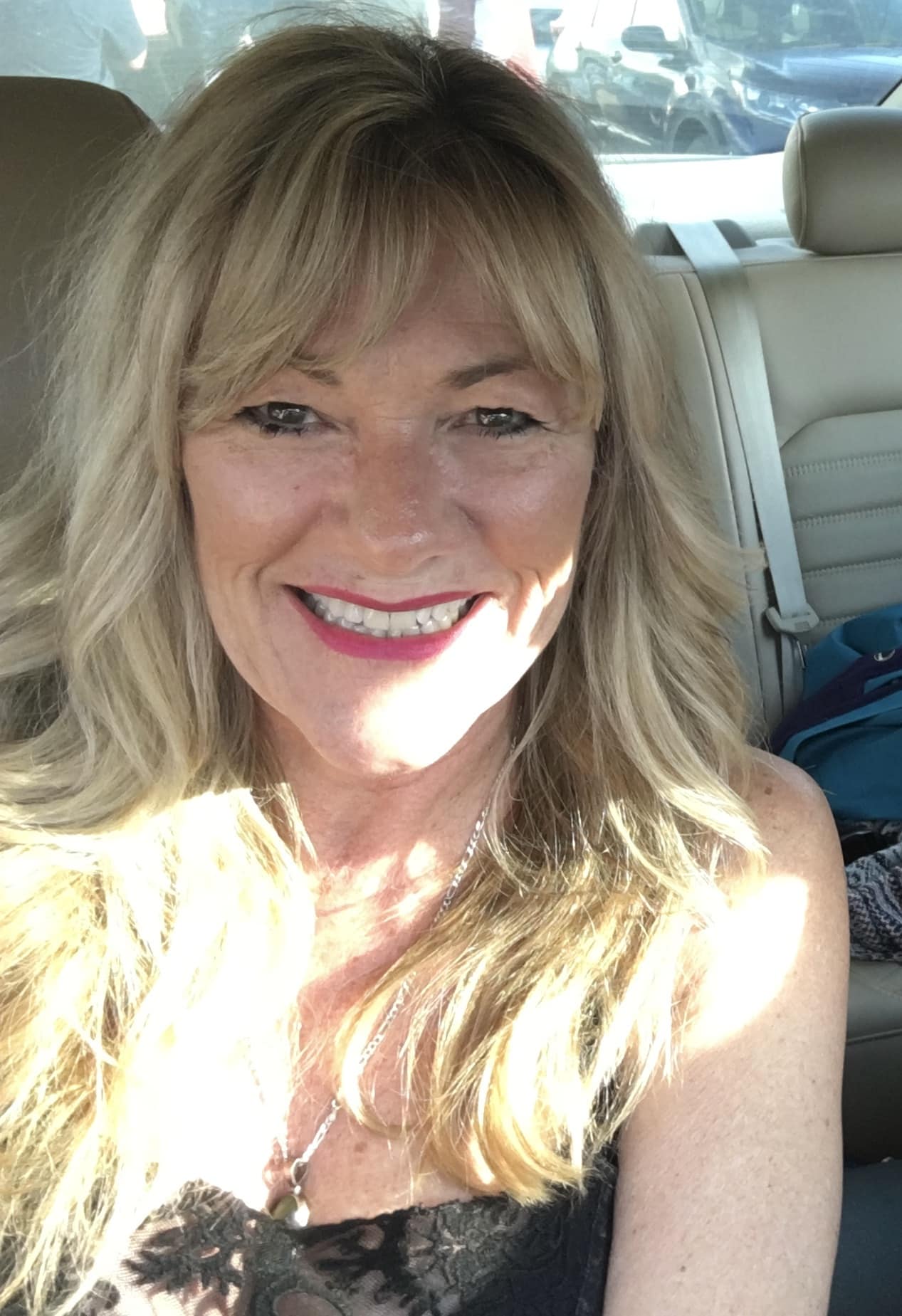 iHeartMedia Denver Names Robbyn Hart Midday host For KBCO/Denver