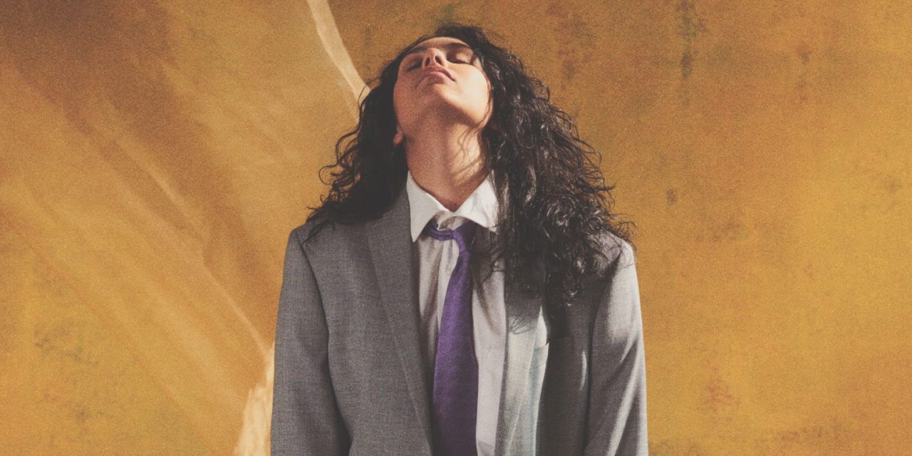 Alessia Cara Announces New Album, Releases Single “Growing Pains”