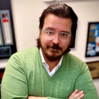 Q102/Philly Launches “Bex & Buster’s Christmas Kicks”